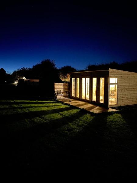 Yellowhammer Hut - North Yorkshire