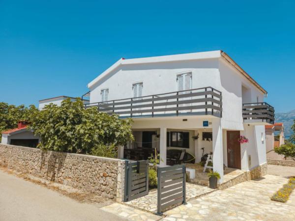 Apartments Stojanović - Starigrad