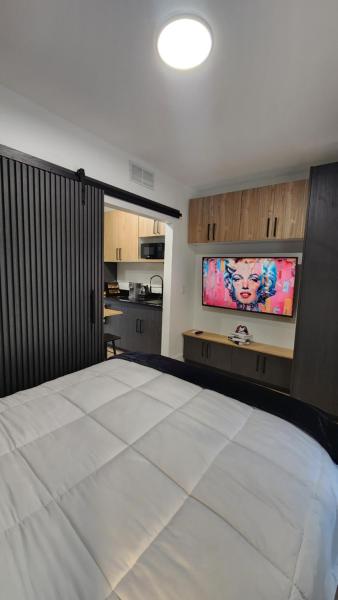 Pop Art Loft - Miramar, FL