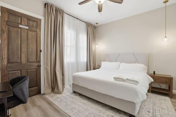 O14a Single Story 2br King Beds Workspaces Gym - Fort Bend Houston - Houston