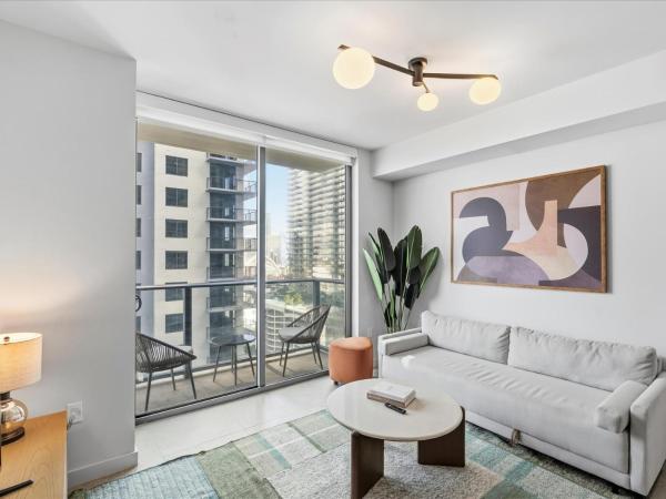 Prime Downtown Miami - Walk To Bayside - Miami Beach, FL