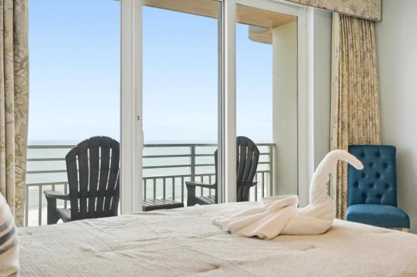 Breathtaking 2-br Oceanfront Haven With 3 Private Balconies At The Wyndham Oceanwalk - Ormond Beach, FL