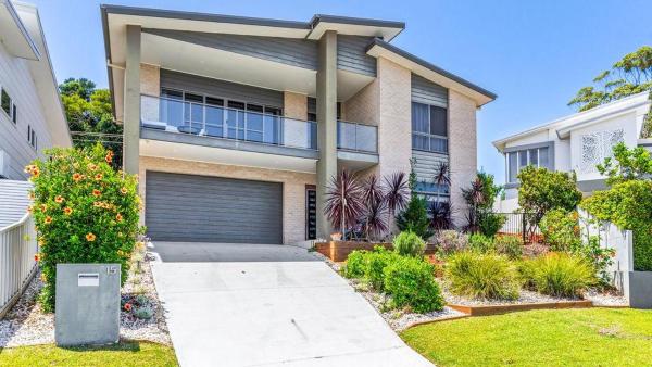 15 Jonathan Place - Forster