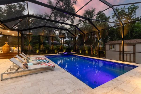 Luxury Tampa Family Escape Pool, Spa And Mini Golf - Tampa