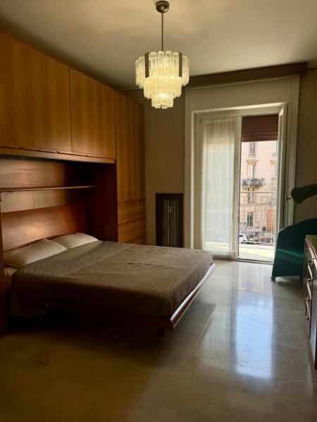 Two Bedroom Apartment In Isola - Milan