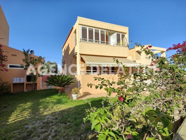 Villa Tranquila Con Piscina Y Jacuzzi Compartidos, 3 Habitaciones, 2 Baños - Es-389-25 - Benicarló