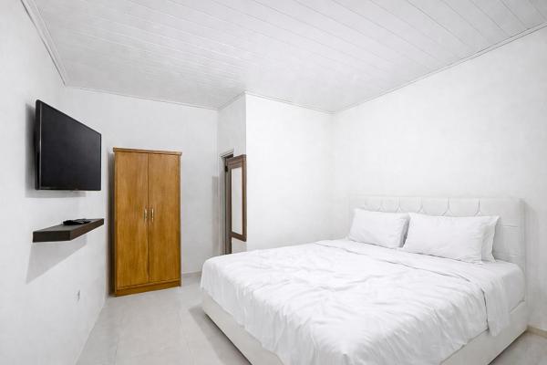 Pilot Guesthouse Tasikmalaya Mitra Reddoorz - Ciamis