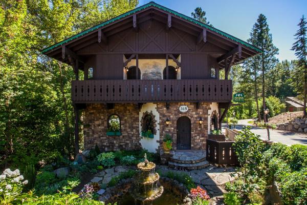 Storybook Riverside Inn - Leavenworth, WA
