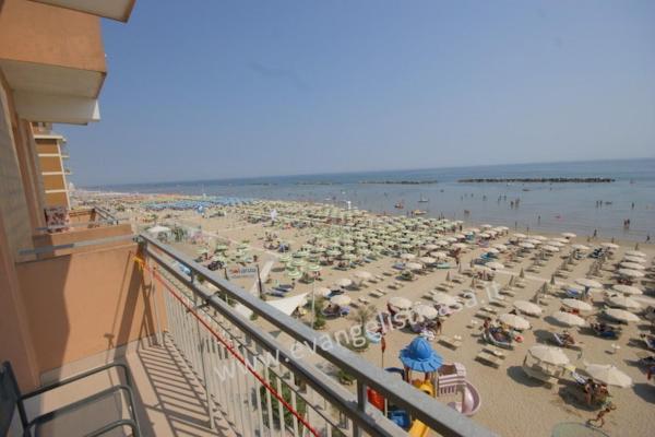 30 Trilocale Fronte Mare - Беллария-Иджеа-Марина