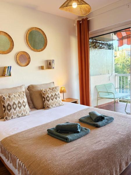 Cozy Renovated Flat With City View - Grasse