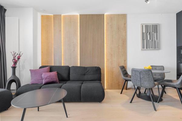 Luxury Eurovea Tower - City & Hills - Bratislava