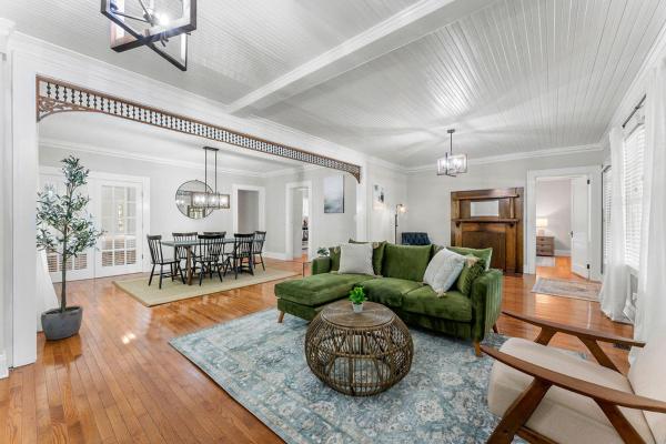 Beautiful Home In Historic Downtown Norcross - Avalon, NJ