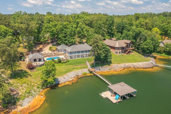 Lake Life 105 - Private Pool Overlooking The Lake! - Lewis Smith Lake