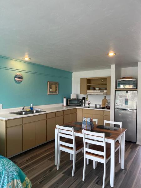 Park Place Condo 227 - Cedar Key, FL