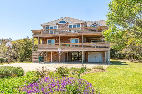 Duck Diamond - Sanderling, Ocean View, 95 Yds To Beach, Hot Tub, Sauna, Community Pool - Duck, NC