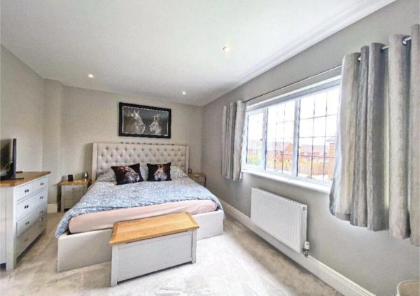 Foreman Manor Near London & Guildford 3 Bed 3 Bath - Farnham