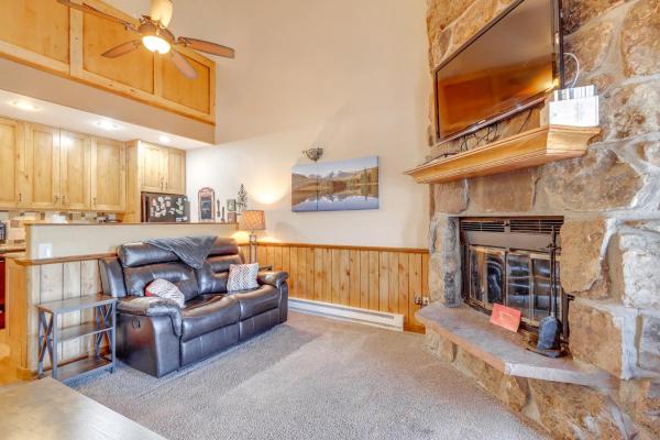 The Inn At Silver Creek Resort Retreat W/ Balcony! - Granby, CO
