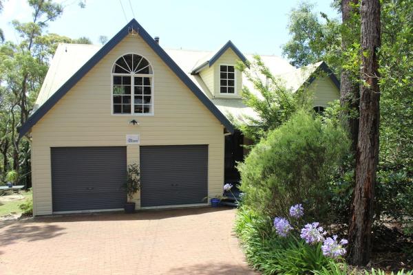 Four Seasons - Blue Mountains Home - Spa & Fire - Wentworth Falls