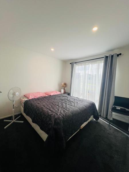 Room In A Family Home - Pōkeno