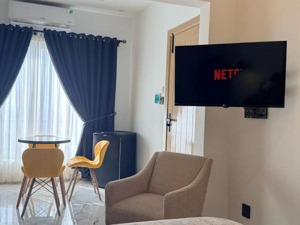 De Elevè 05 Studio Apartment - Pakistan