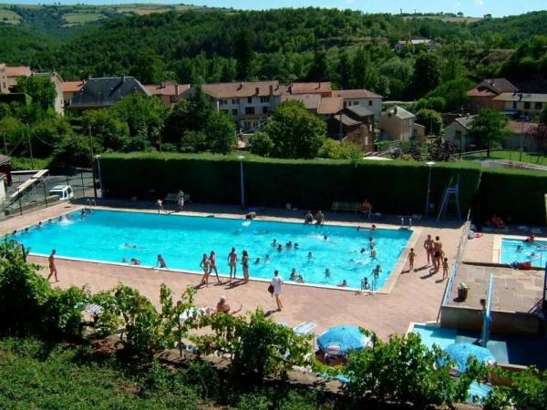 Zecamping 3 éToiles Avec Piscine Chauffée En Pleine Nature - Lacaune