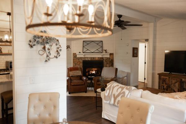The Cottage At Cardinal Hill - Cleveland, GA