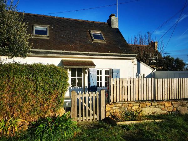 Maison De Pêcheur Calme à Trégastel Avec Jardin Clos, Proches Commerces Et Plage, 3 Pers, 3 éToiles - Fr-1-542-51 - Perros-Guirec