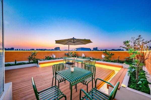 Xi'an Sky Garden Rooftop Social Hostel - Steps From Bell Tower & Food St - 24h Front Desk - Englishfriendly - Xi'An