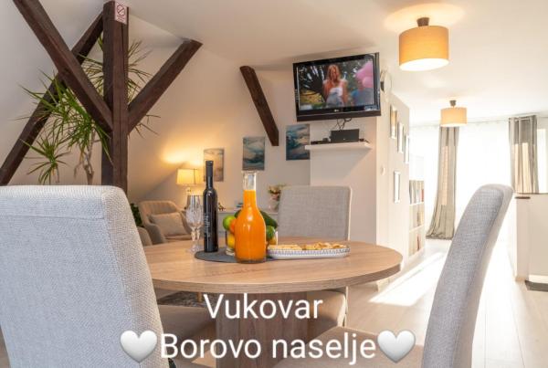 Chic Palace - Boutique Studio Apartment - Vukovár