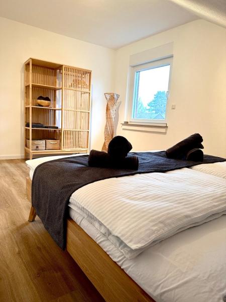 Issel Apart - Modernes Apartment Am Niederrhein -55 Qm- Balkon- Parkplatz- - Rees