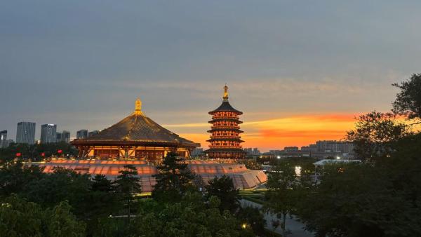 First Sight Hotel - Luoyang