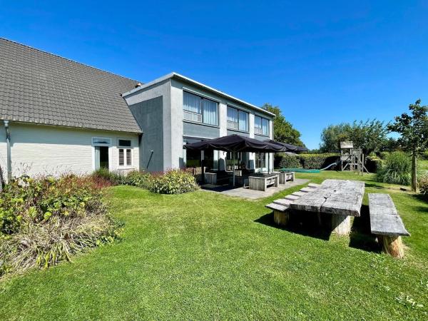 Spacious Group Stay In Teuge With Garden - Apeldoorn