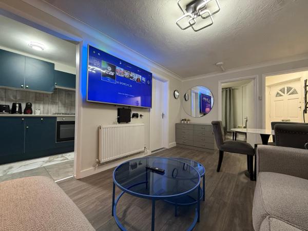 Central Retreat - 2 Min To Luton Interchange & Town Centre - Harpenden
