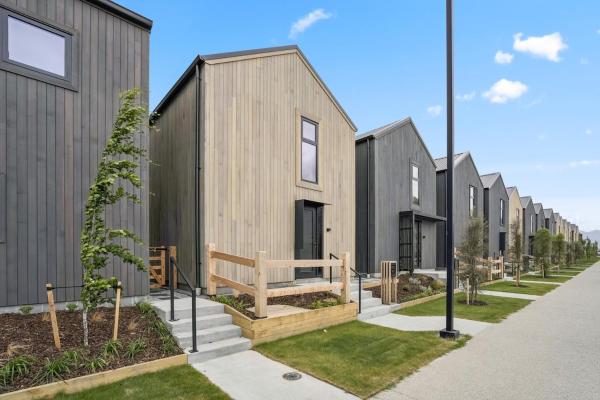 Ski Villa With Carpark 46, Mountain-framed Base! - Arrowtown