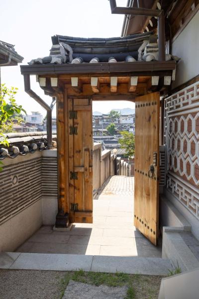 Hakminjae Hanok Stay - 首爾