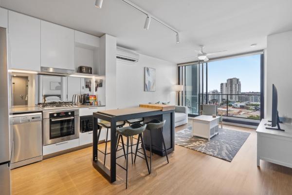 Bright 2-bed Apartment In Bowen Hills - Spring Hill