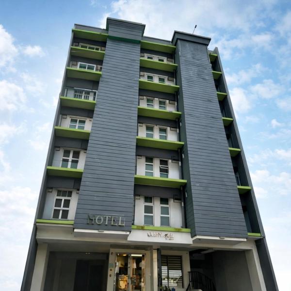 H Hotel Quezon City - Valenzuela