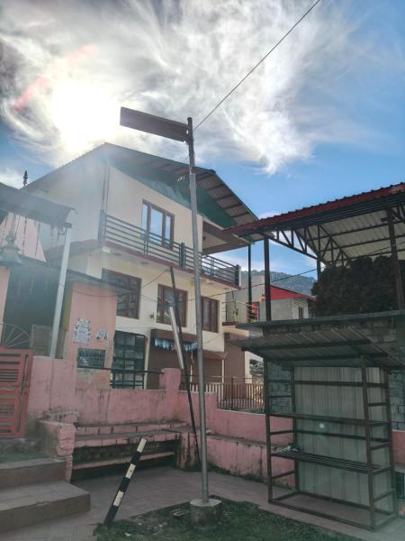Hotel Yamuna Palace - Yamunotri