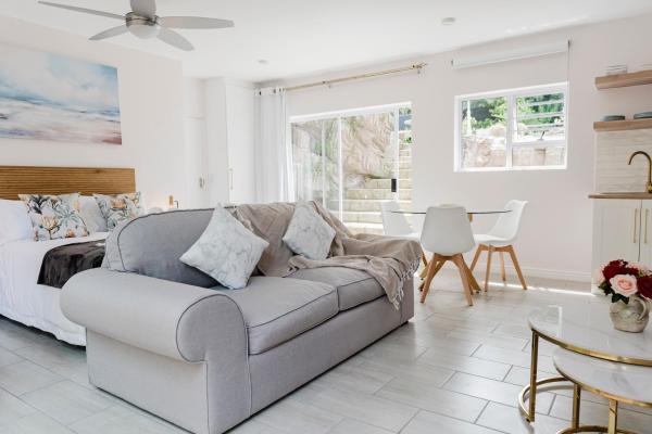 Sea La Vie, Amblewood Guesthouse - Kenton-on-Sea