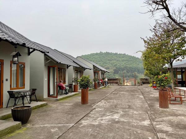 Gem Market Homestay - Vũ Linh