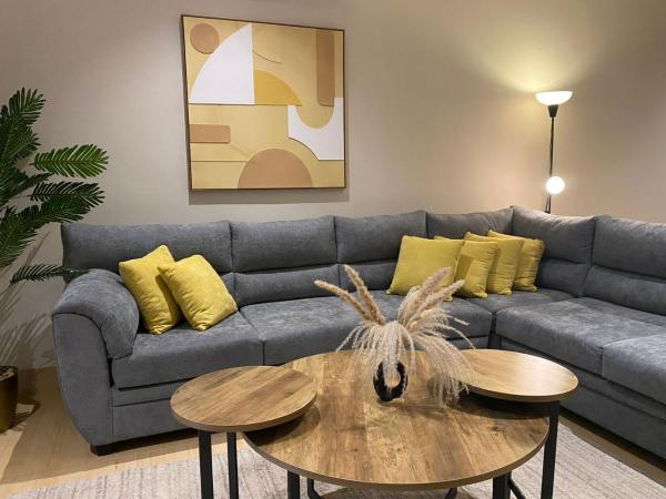 Vera 1 Apartment شقه أنيقه بالخبر بثلاث غرف نوم وصاله تتسع ل 6 اشخاص - Dammam