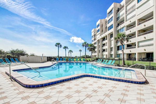 Completely Renovated Oceanfront Condo W/washer/dryer & Shared Pool/tennis - American Beach, FL
