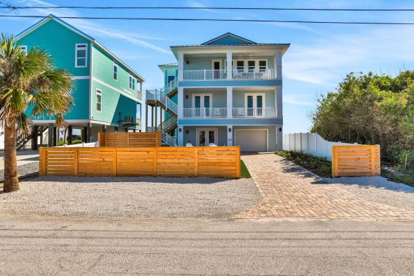 Brand New Oceanfront Home With Private Hot Tub,outdoor Shower And Grill - Flagler Beach, FL
