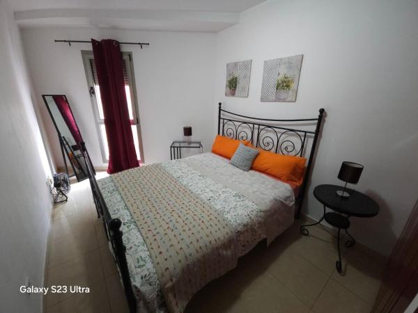 Charming Holiday House In Las Palmas With City Views - Telde