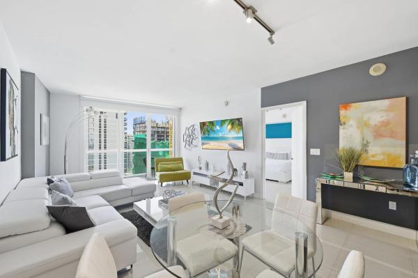 Luxury Brickell Condo With Skyline & Bay Views - Coral Gables, FL