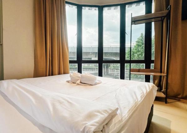 Swing & Pillows - Sentul Jalan Ipoh Kuala Lumpur - Setapak