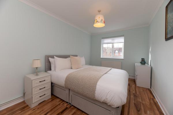 Stylish 1-bed Apartment In Colindale Sleeps 4 - Pass The Keys - Hounslow
