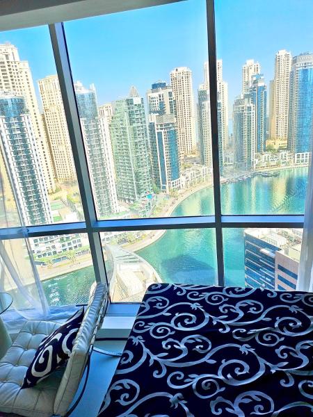 Full Sea View Vip Room At Marina - Dubai