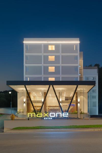 Maxone Batam - Batam