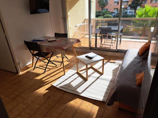 Hélios 24, T2 Climatisé, Parking, Terrasse, 500m Plage - Occitanie